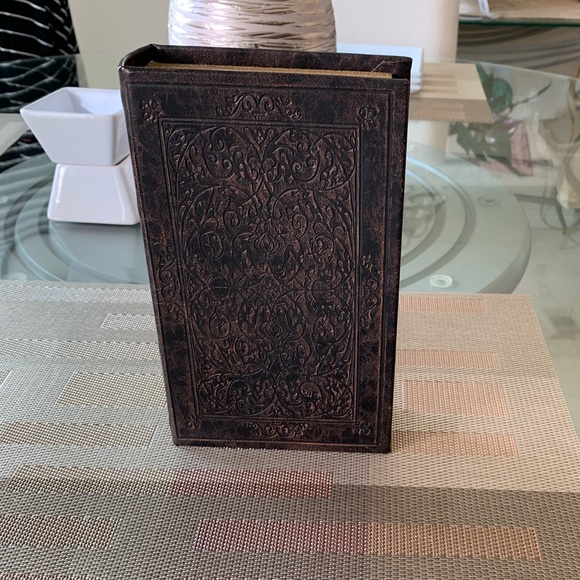 Home Accents | Accents | Today Deals Small Faux Book Safe | Poshmark